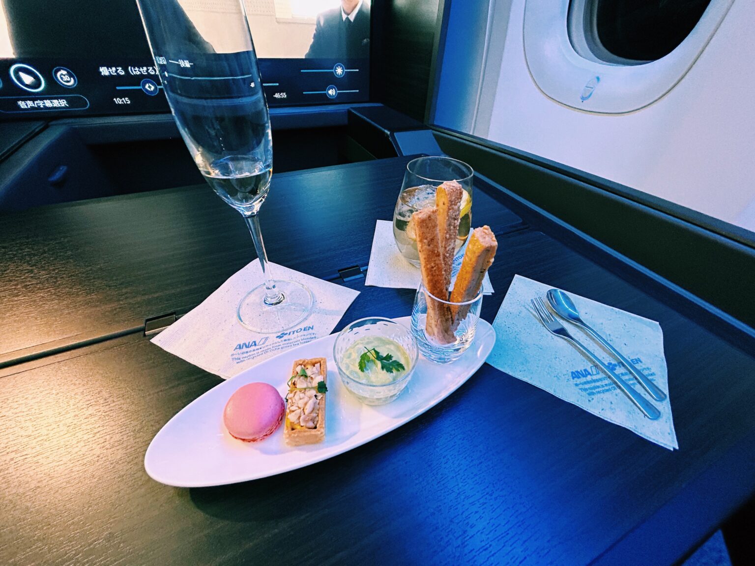 超豪華ANAファーストクラスの食事・機内食を徹底レビュ―！ | すけすけのマイル乞食