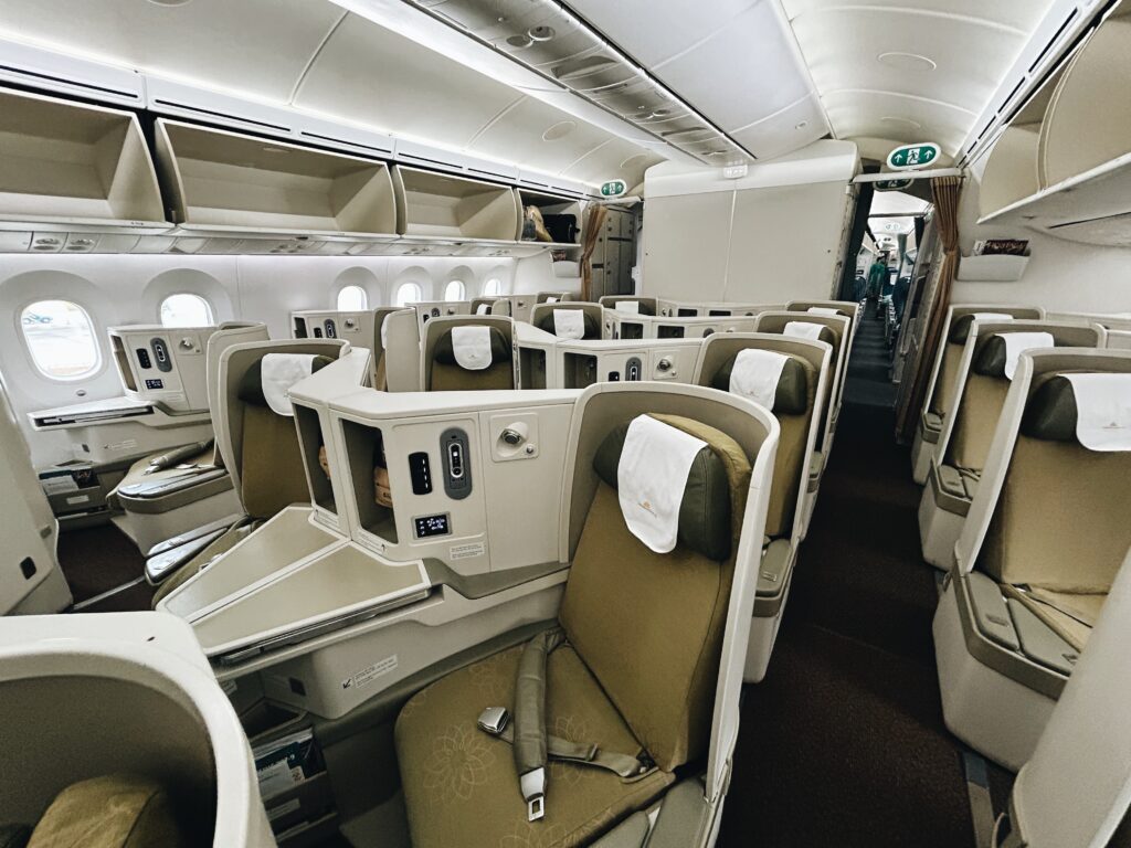ベトナム航空B787-9ビジネスクラス搭乗レビュー。 | すけすけのマイル乞食