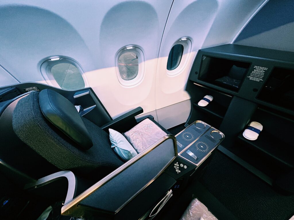 大韓航空A321neoビジネスクラス搭乗レビュ―。ナローボディーなのにフルフラット。 | すけすけのマイル乞食